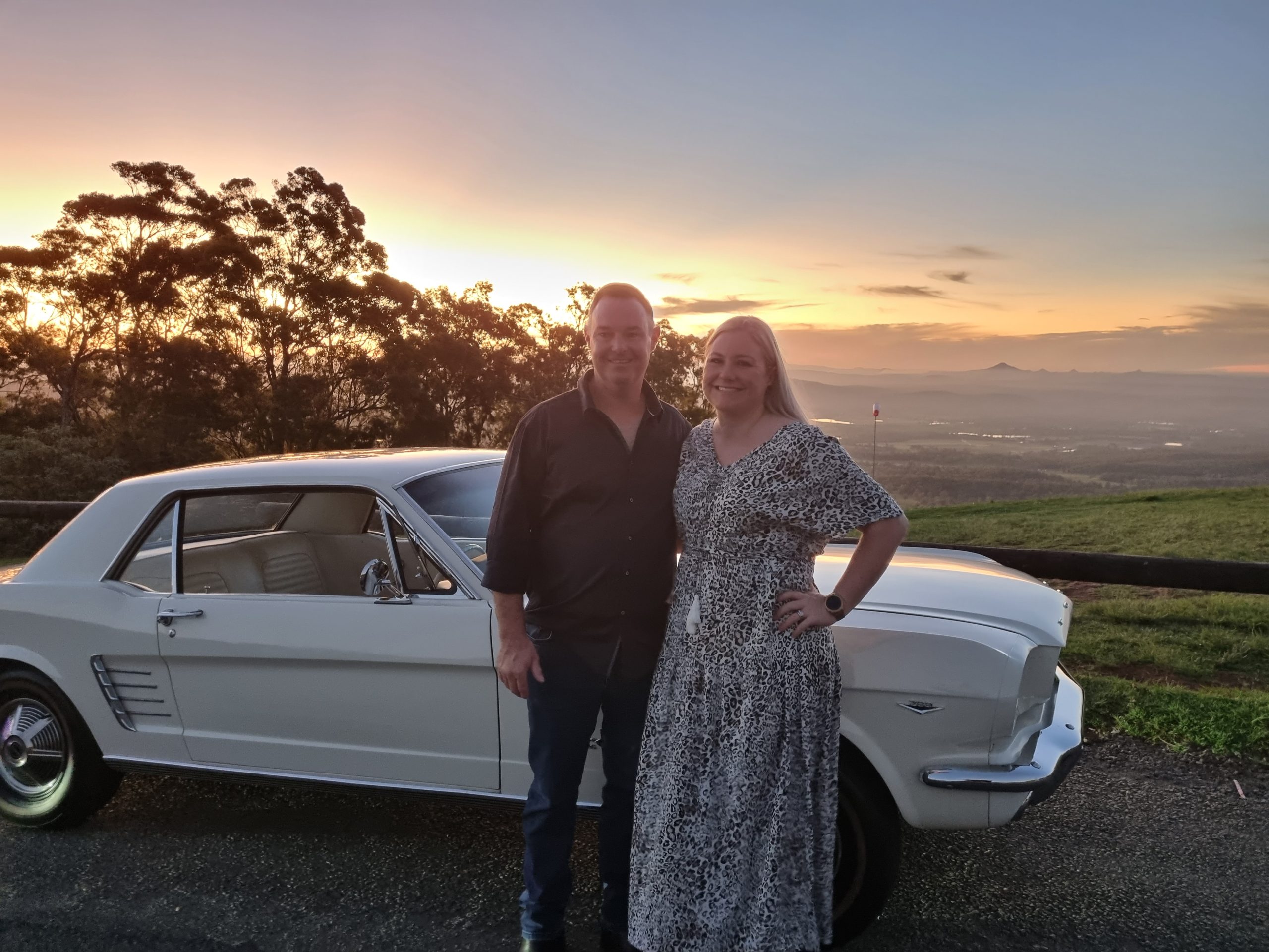 Chauffeured Classic Car Rides - A Classic Cruize