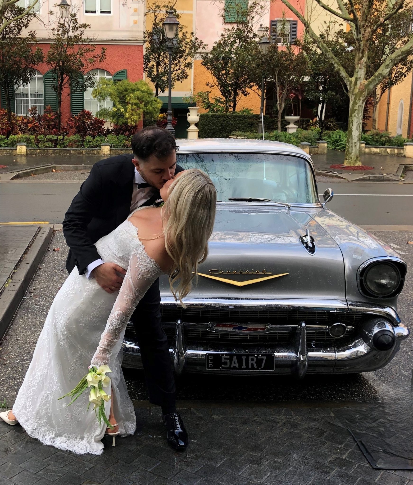 Vintage Wedding Cars Gold Coast - A Classic Cruize
